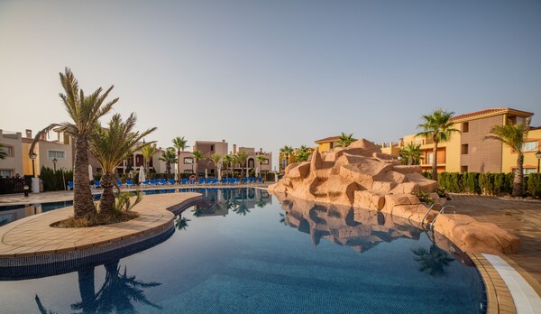 Ona Las Lomas Manga Club - La Manga