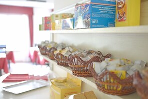 Pequeno-almoço tipo buffet diário incluído 