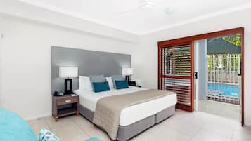 1 quarto, cofre no quarto, ferro/tábua de engomar