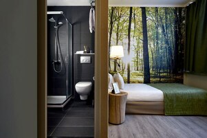 Cofre no quarto, secretária, Wi-fi grátis, roupa de cama fornecida 