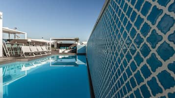 Piscina exterior