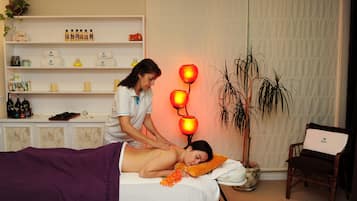 Sala(s) para tratamentos a casais, massagens de pedras quentes