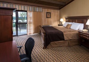 Quarto standard, 1 cama King | Ferros/tábuas de passar roupa, Wi-Fi de cortesia, roupa de cama