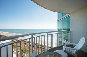 Condo standard, 1 quarto, para não fumantes, vista parcial para o oceano | Vista da sacada