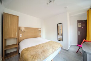 Camas de colchão Select Comfort, cofre no quarto, secretária 
