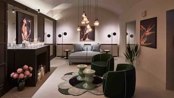 Tratamentos corporais, massagens com pedras quentes