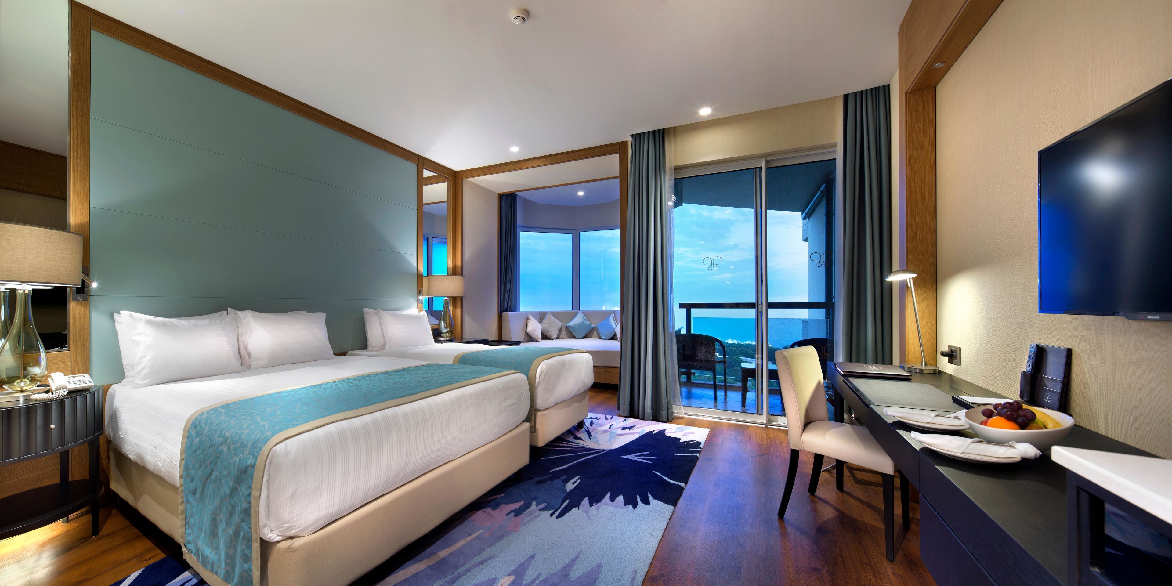 Quarto superior, vista para a montanha | Roupas de cama de algodão egípcio, roupas de cama premium, frigobar