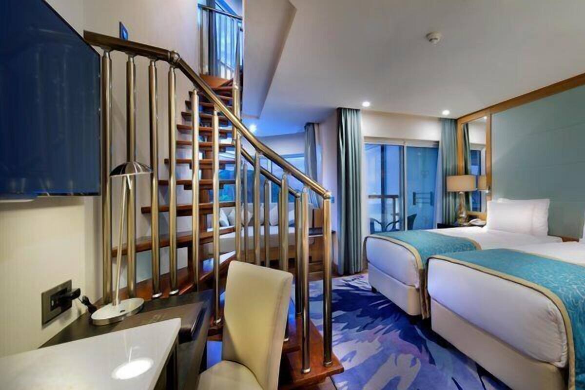 Dúplex, 2 quartos | Lençóis de algodão egípcio, roupa de alta qualidade, minibar 