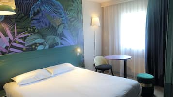 Quarto Duplo Signature | Cofre no quarto, secretária