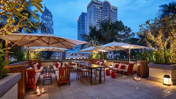 2 restaurantes, pequenos-almoços servidos, cozinha italiana