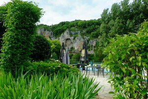 Área para churrascos e piqueniques