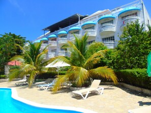 Fachada da propriedade