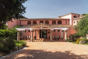 Fachada da propriedade