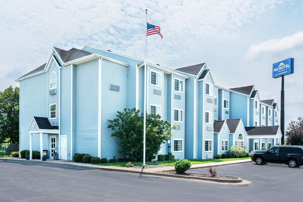 Microtel Inn & Suites By Wyndham Tomah - Wisconsin