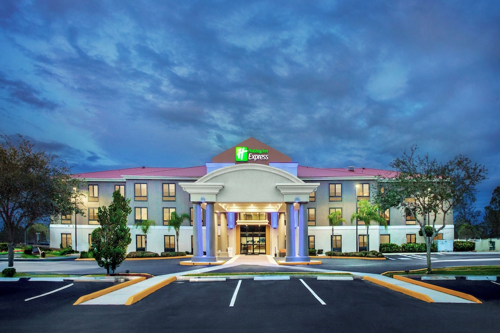 Holiday Inn Express & Suites Sebring By Ihg - Sebring, FL
