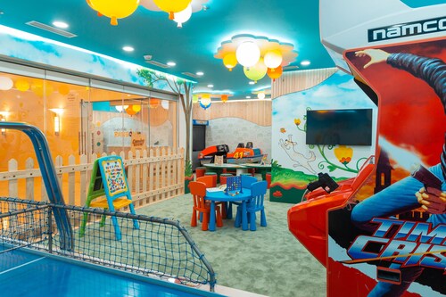 Holiday Inn Kuwait, an IHG Hotel Reviews, Deals & Photos 2024 - Expedia