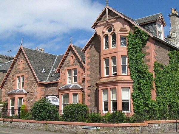 Shaftesbury Lodge Guest House - Dundee
