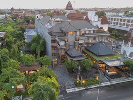 Fachada da propriedade