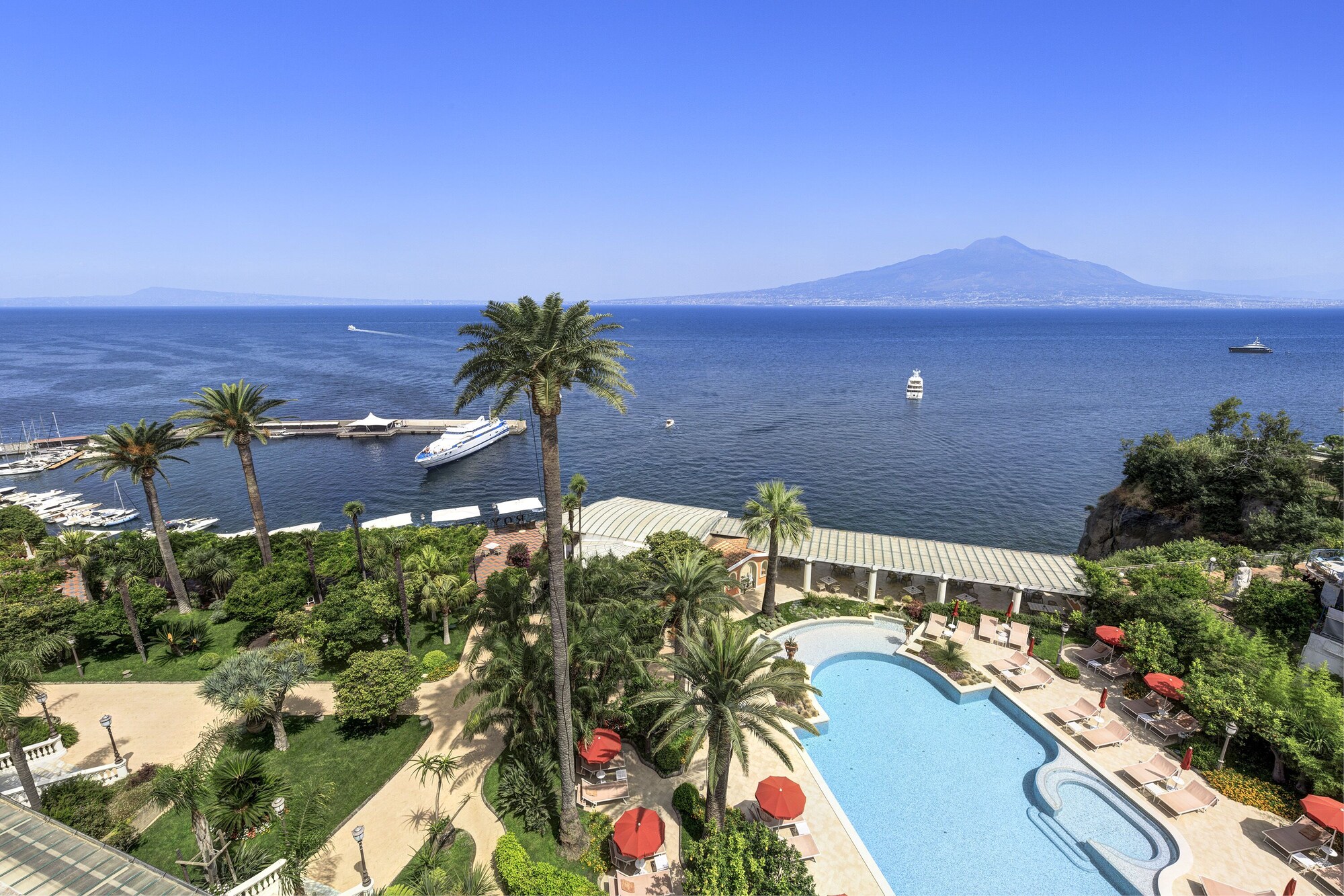 Top Hotels in Naples from $26 - Expedia