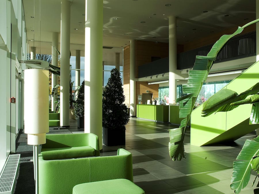 Área de estar no saguão