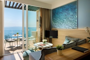 Suite for 2+2 Seaview - Maro Suites | Varanda