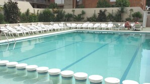 Piscina interna, piscina externa