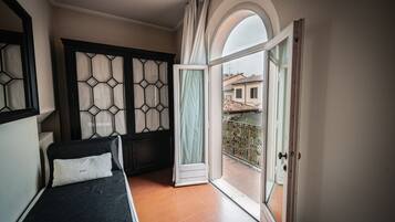 Penthouse, vista para o jardim | Terraço/pátio interior