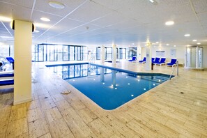 Piscina interior 