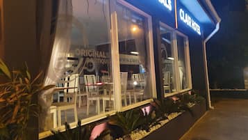 Fachada da propriedade