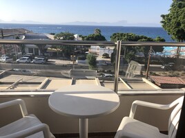 Apartment, Sea View | Vista do quarto