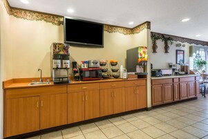 Café da manhã continental grátis todos os dias
