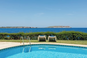 Apartamento Familiar, 2 quartos, terraço, vista para o mar | Vista para a praia ou o mar