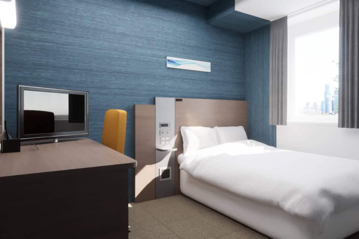 Quarto, 1 cama de casal, para não fumantes | Escrivaninha, quartos à prova de som, Wi-Fi de cortesia, roupa de cama