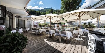 Café da manhã e jantar