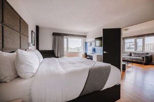 Suite Deluxe, 1 cama king-size | Cofre no quarto, secretária 