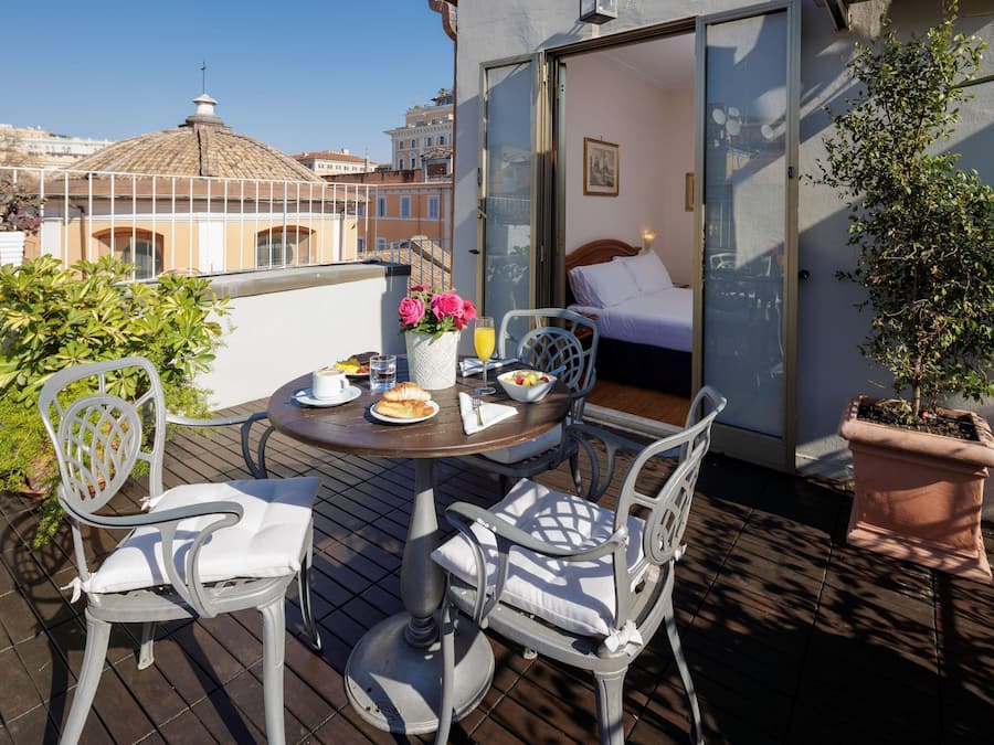 Quarto superior, 1 cama King, para não fumantes, terraço | Vista do quarto