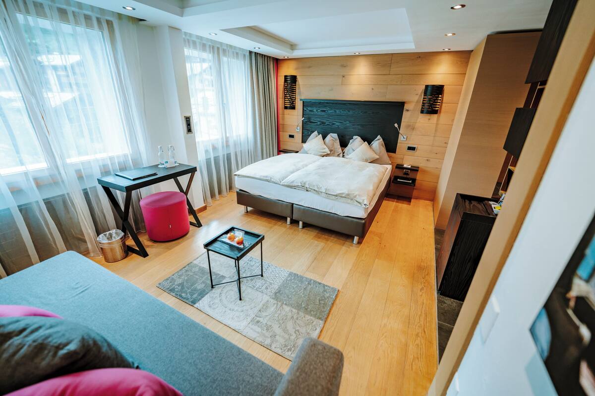 Quarto Duplo ou Twin Superior | Roupa hipoalergénica, edredões de penas, minibar, cofre no quarto 