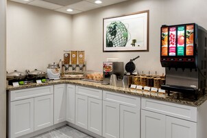 Pequeno-almoço continental diário incluído 