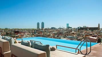Piscina exterior sazonal