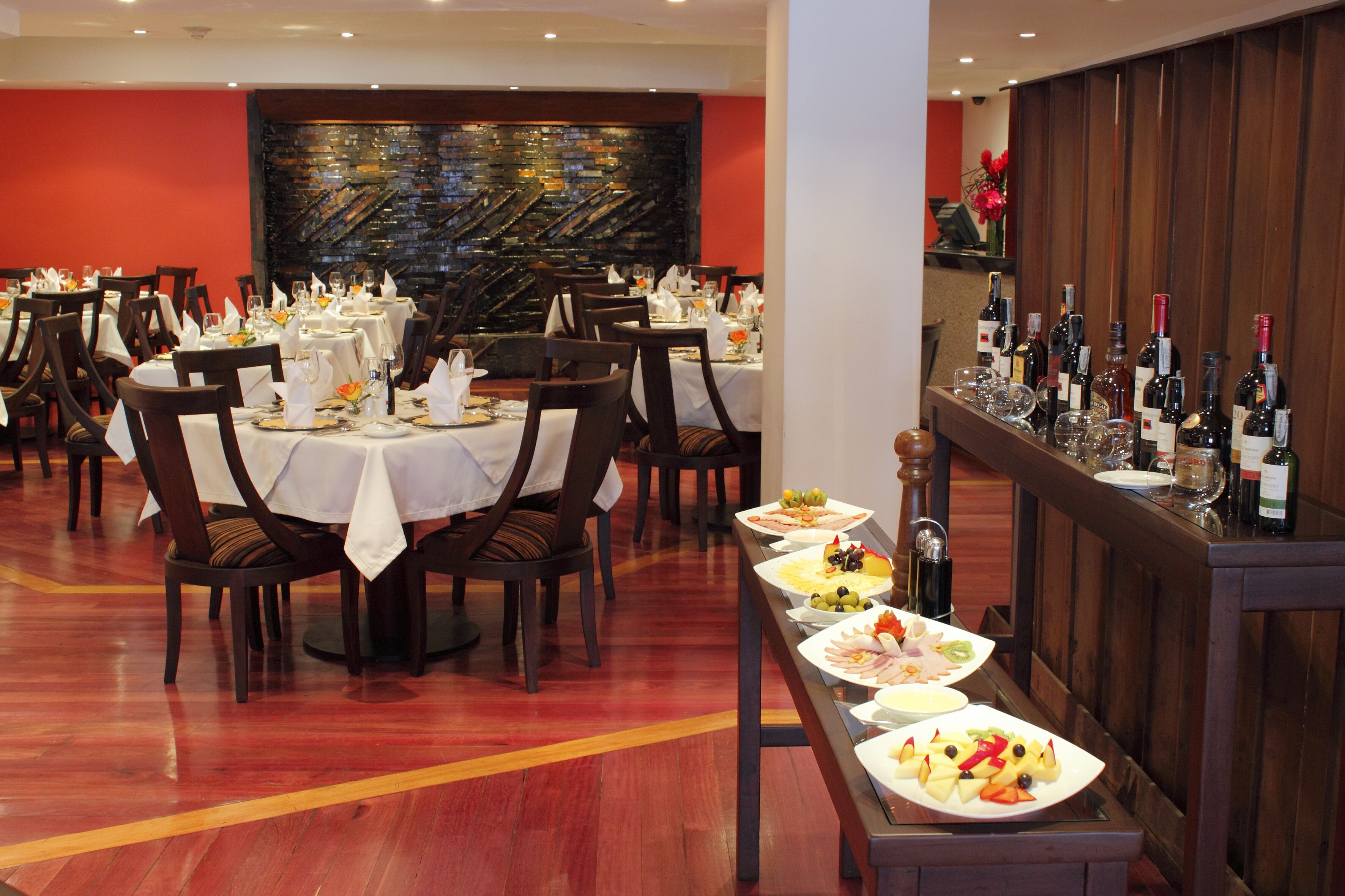 Café da manhã, almoço e jantar