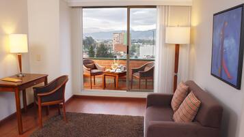 TV 32 polegadas com canais a cabo