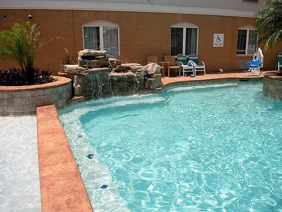 Área para churrascos e piqueniques