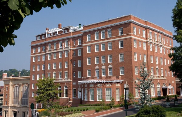 Hotel 24 South - Staunton, VA