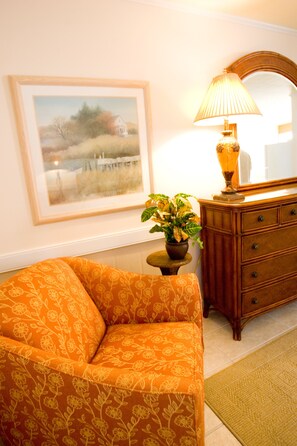 Quarto Standard, 2 camas de casal, junto ao mar | Camas desdobráveis, Wi-fi grátis, roupa de cama fornecida