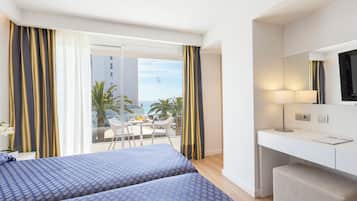 1 quarto, cofres nos quartos, escrivaninha