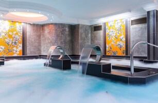 Sala(s) para tratamentos a casais, sauna, banho turco, hammam 