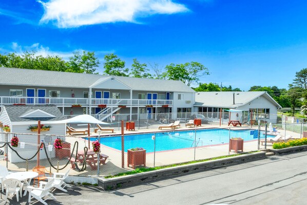 Cape Sands Inn Reviews, Deals & Photos 2023 - Expedia