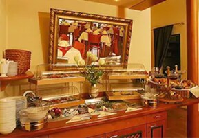 Pequeno-almoço tipo buffet diário incluído 