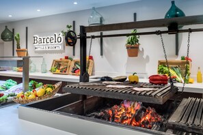 Café da manhã, almoço e jantar