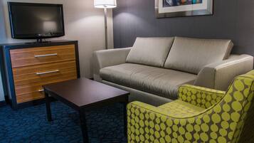 Suite, 1 quarto (2 Queen Beds) | Secretária, secretária adequada para computadores portáteis